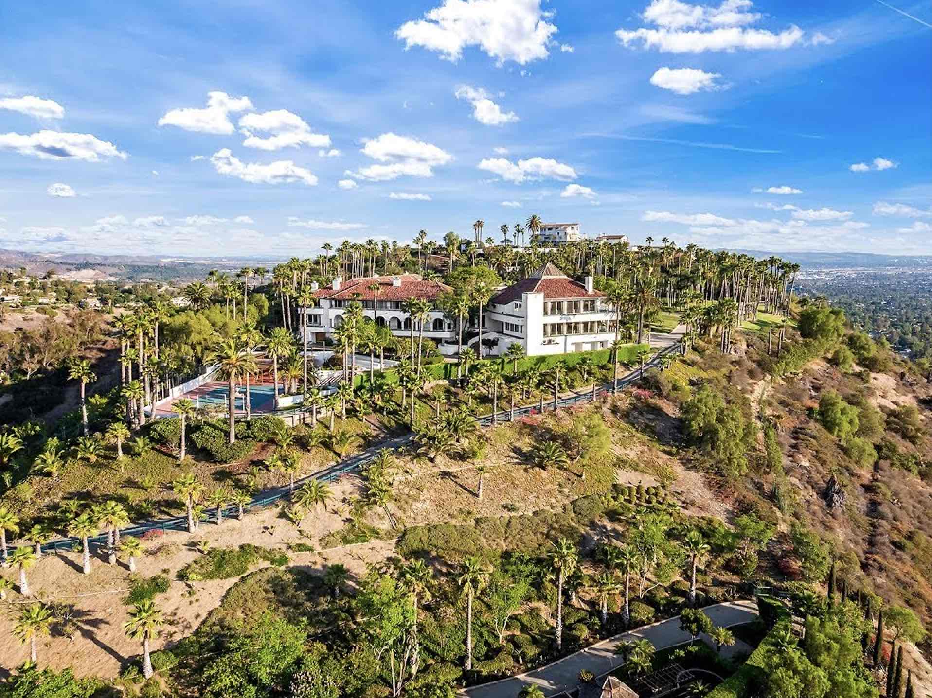 North Tustin - Mark Ochoa Group | Orange County Real Estate